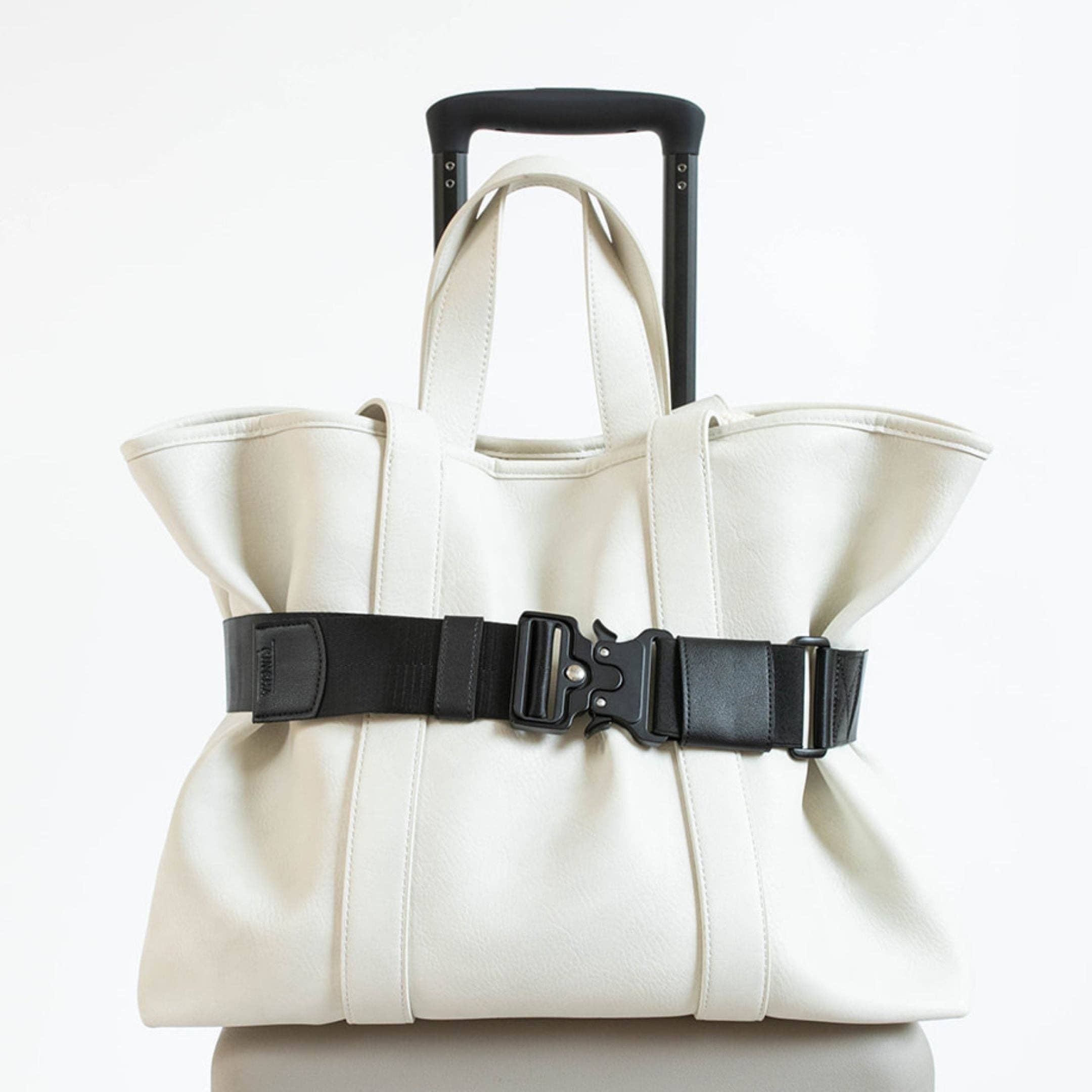 Cincha Travel Belt | Jet Black (USA) – WanderlustStuff